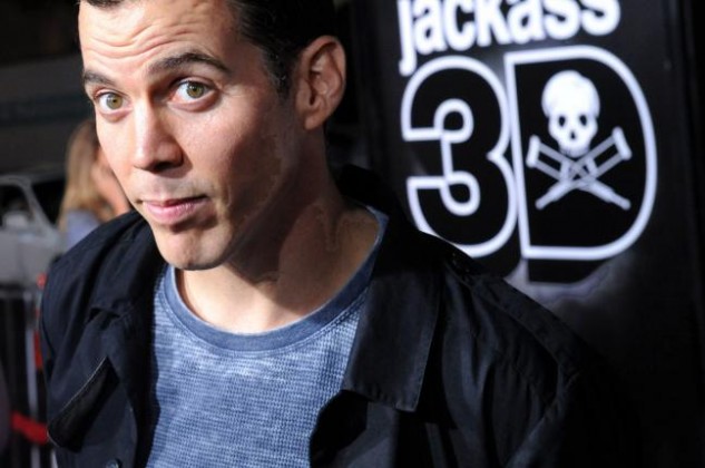 Steve-O Charged After Anti-Seaworld Stunt | Gephardt Daily