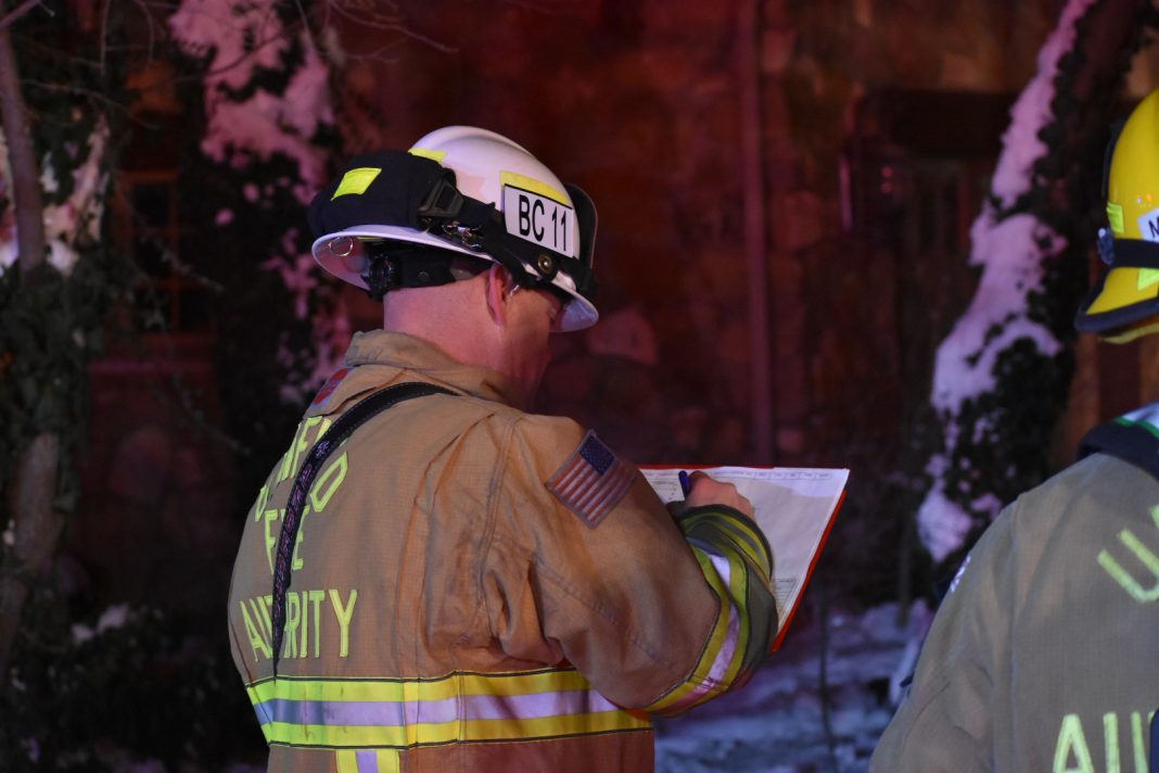 Early morning fire tears through Holladay home | Gephardt Daily