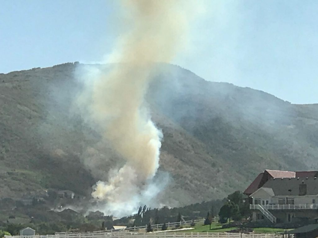 Fire crews battle wildfire in Rose Canyon, near Herriman | Gephardt Daily