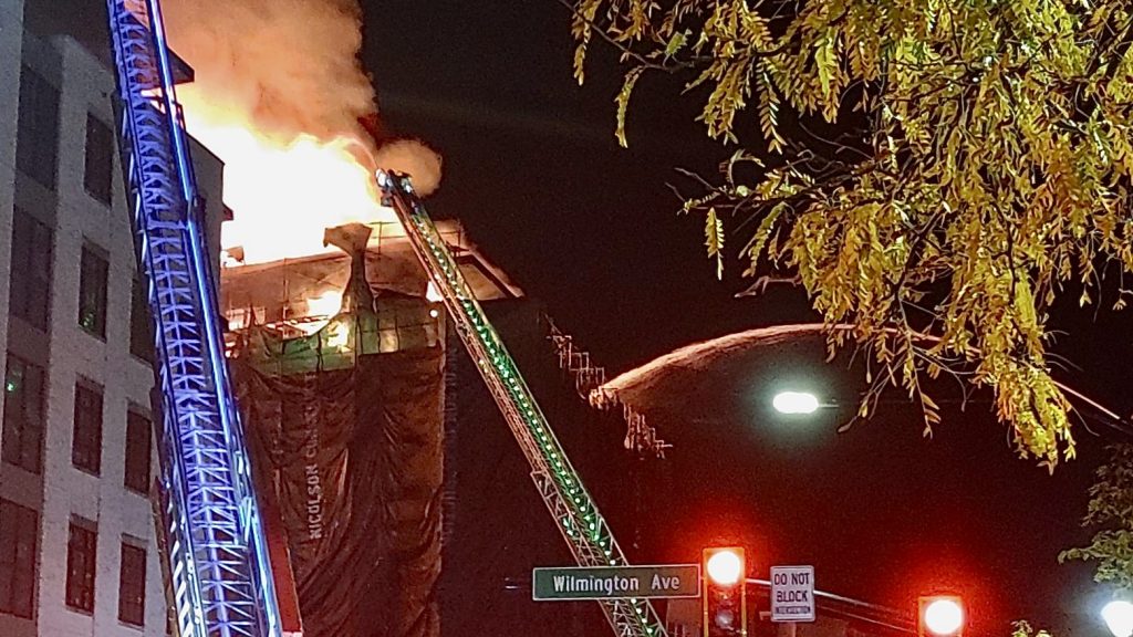 Update: Fire officials lift evacuation orders, allow residents near ...